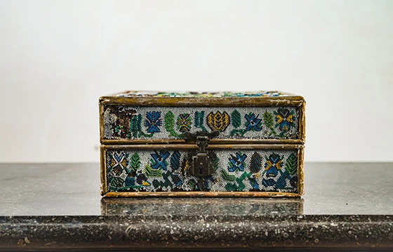 Edward Hurst Antique Dealer and Interior Consultant